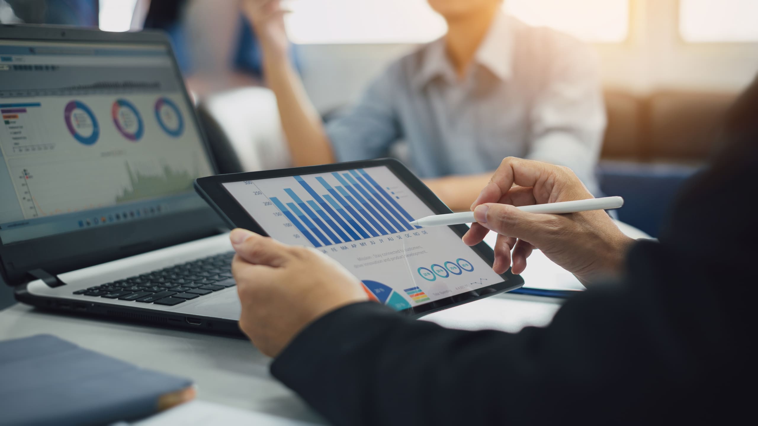 Navigating the Evolving Landscape: Top Trends in Wealth Management ...